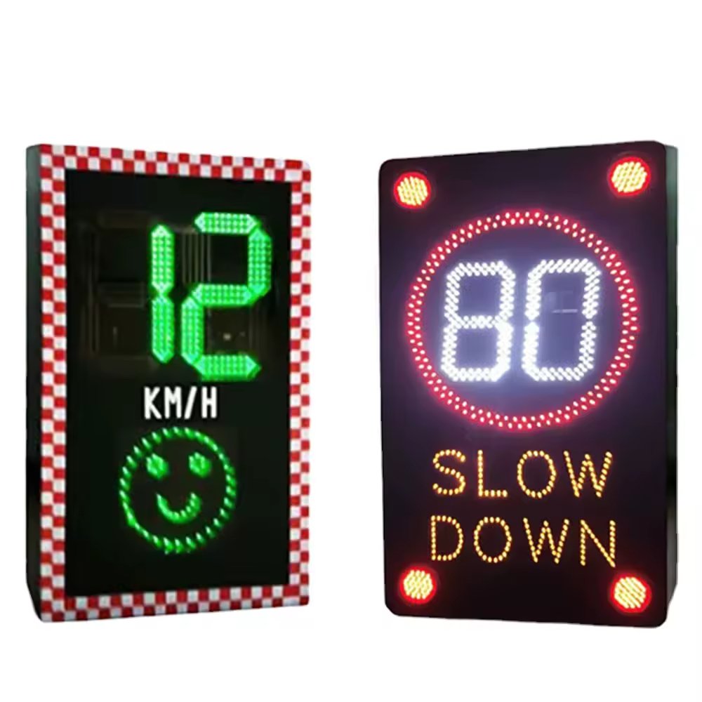 Segnale stradale di sicurezza stradale a LED con radar a forma di volto ...
